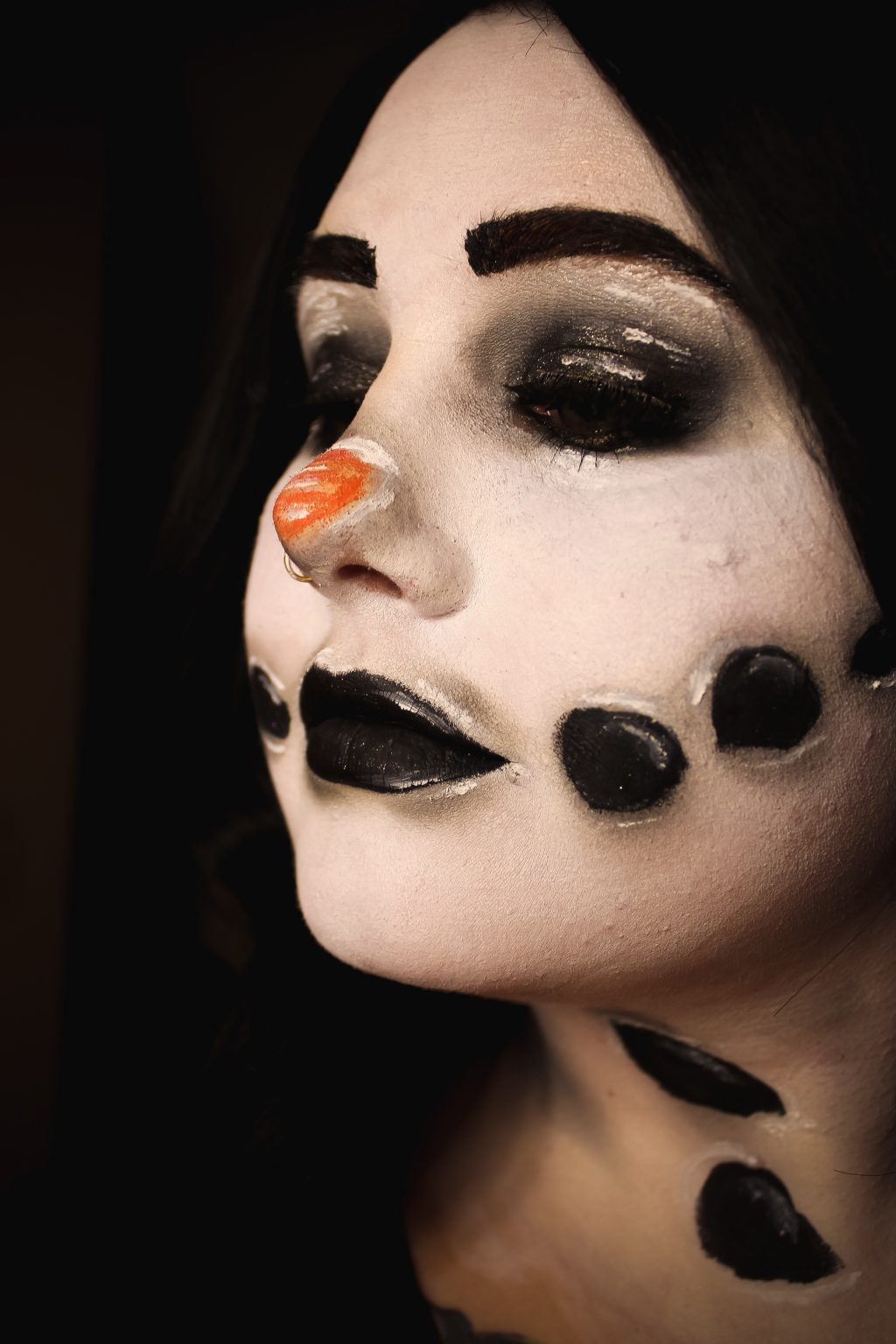 Do You Wanna Build a Snowman? | Snowman Inspired Makeup Look - Mae Polzine